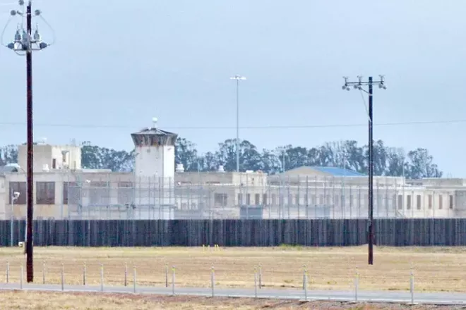 Federal inmate accuses Lompoc prison officials of medical negligence ...